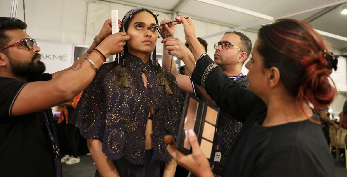 Modelling in India: Shoot, at Site | The Voice Of Fashion